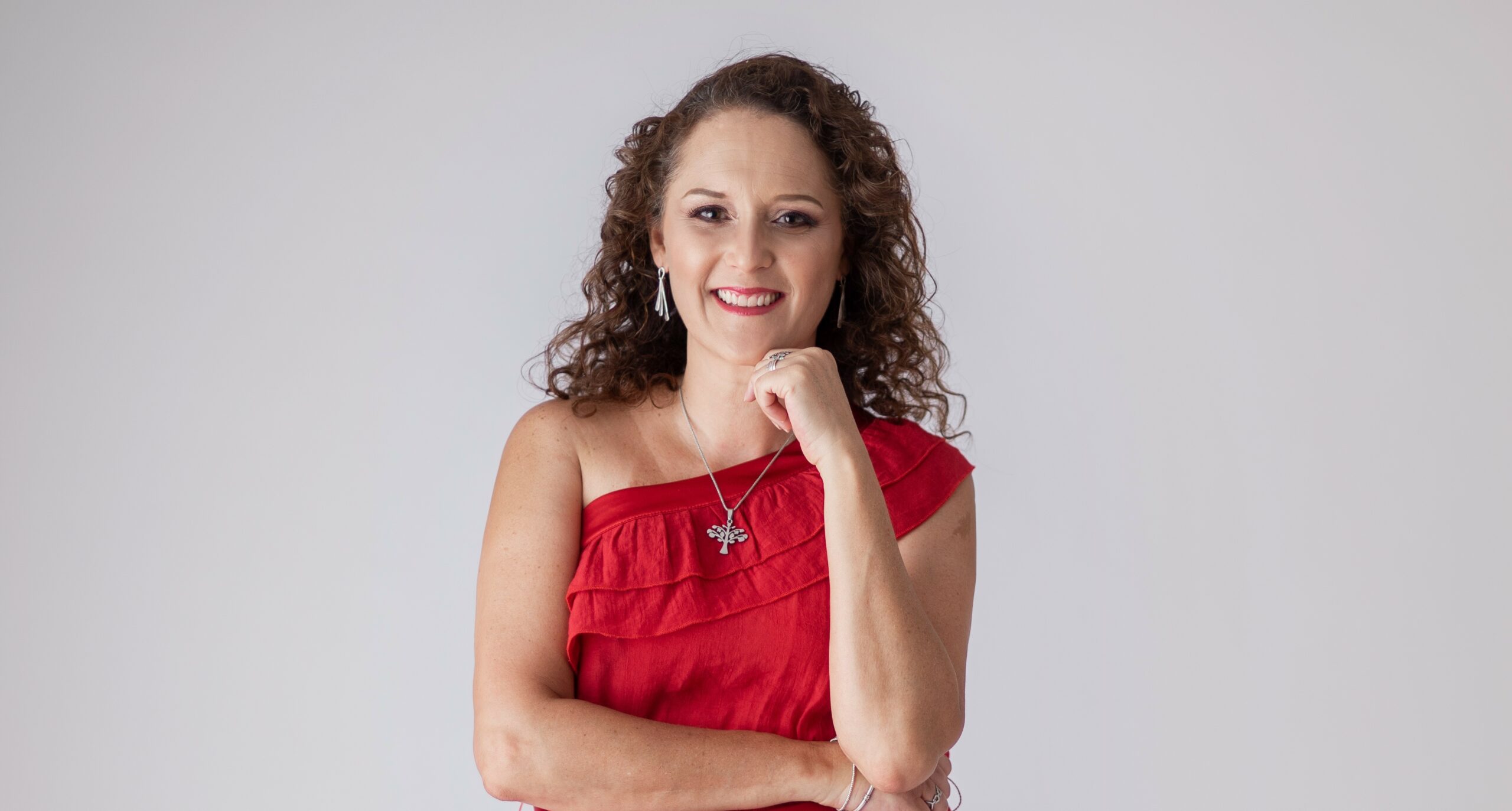 About Sandy - Sandy Mora